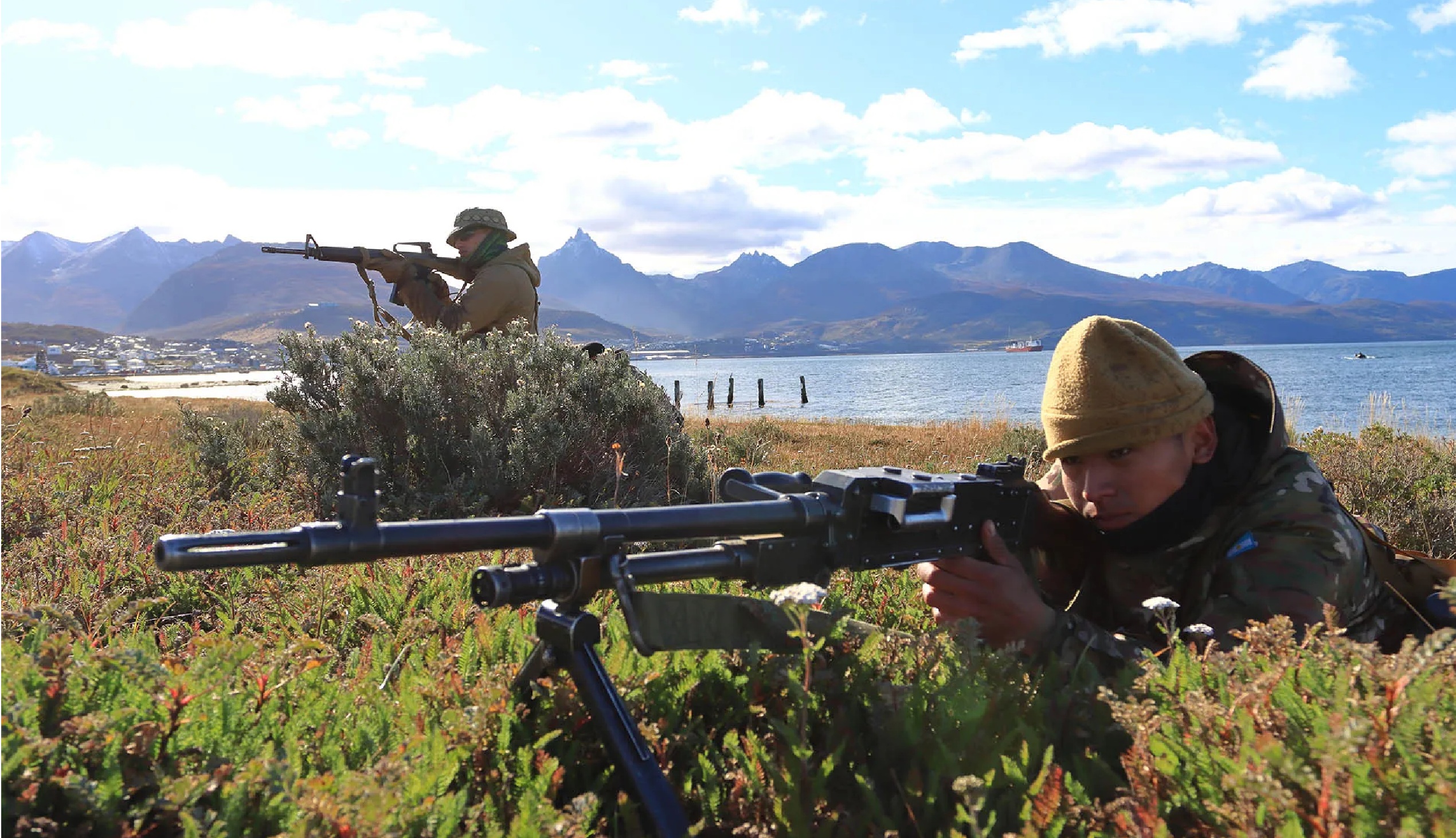 Entrenamiento en técnicas de montaña y monte austral para la brigada de ...